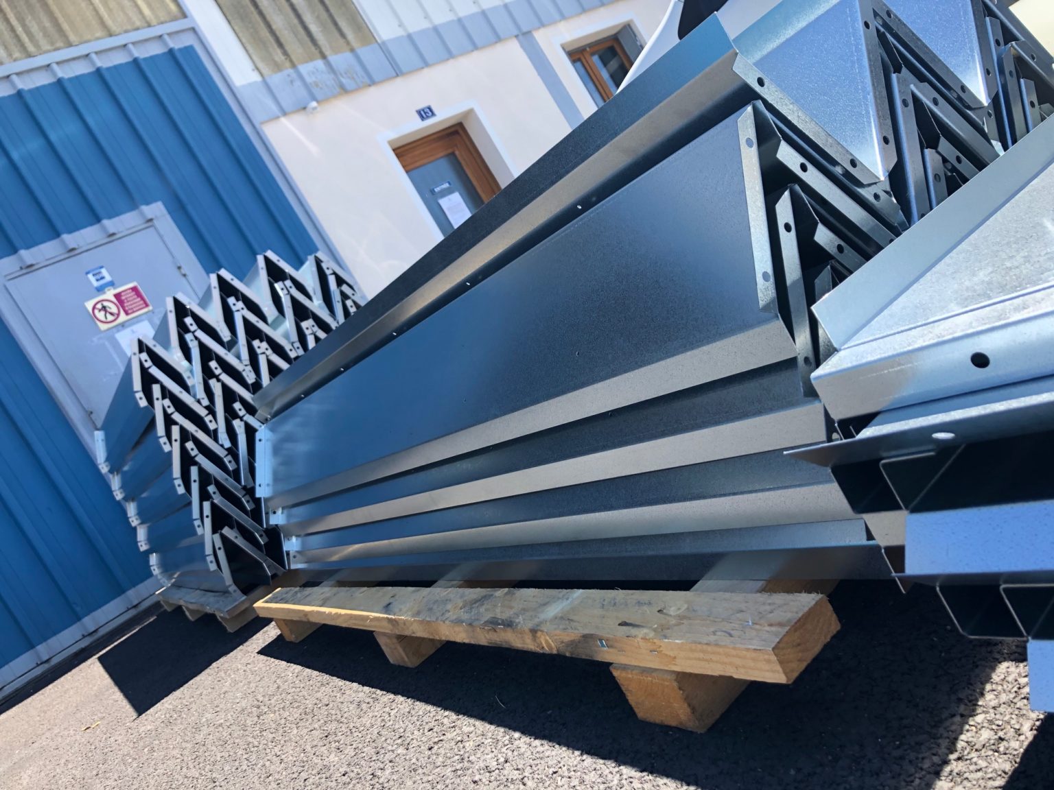 Fabricant de fourreaux sur mesure pour l'agriculture. - Tôlerie Rémond ...