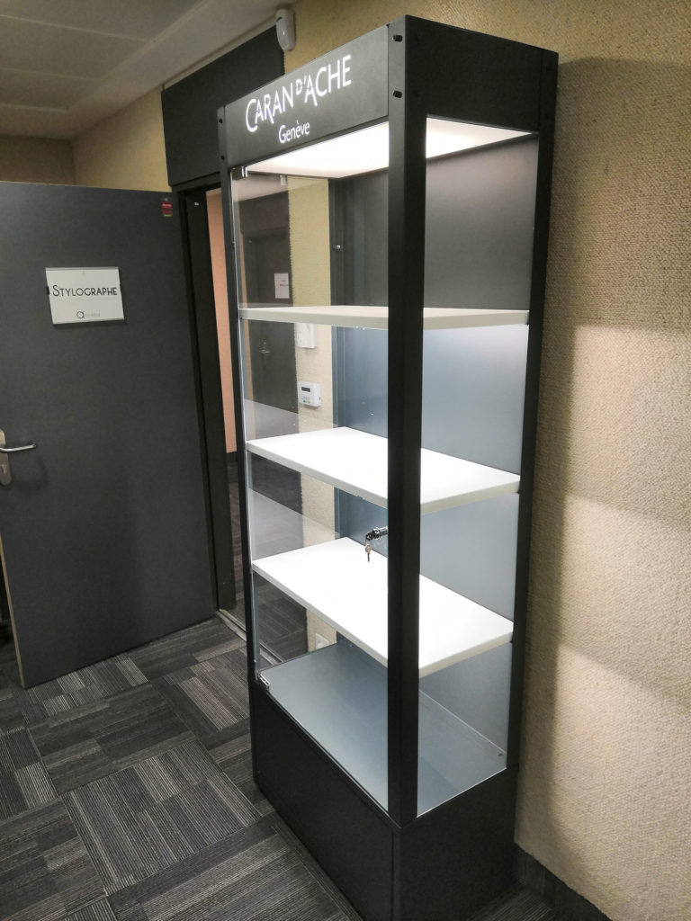 Vitrine en métal et verre sur mesure - Tôlerie Rémond - Montbard, Dijon ...